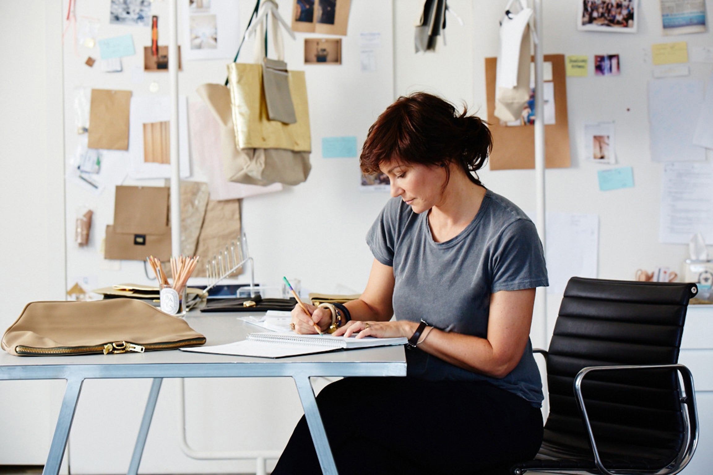 Express Your Identity – A-Esque